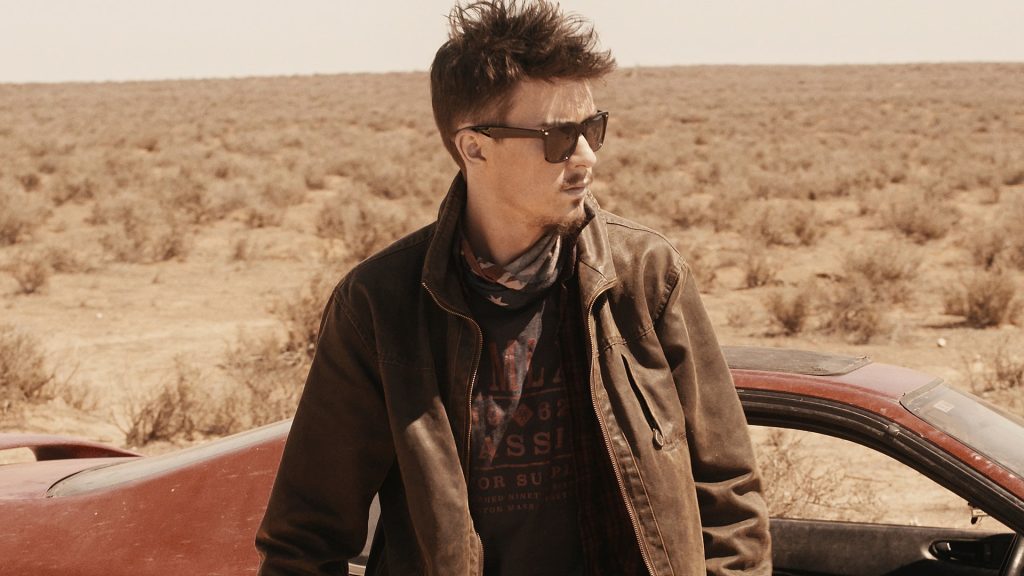 Roadkill – A Modern-Day Highwayman goes up against a Serial Killer in ...